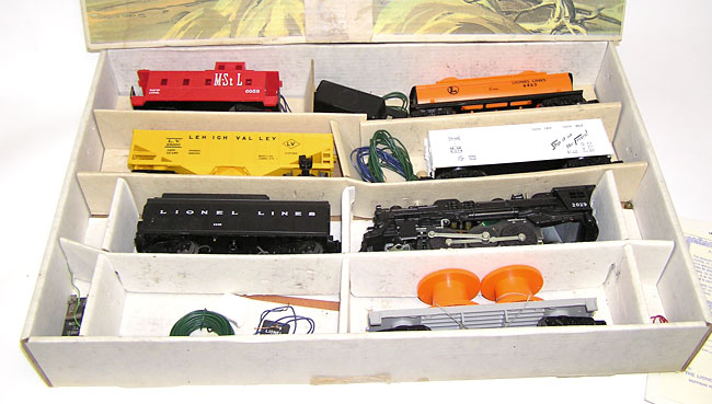 Lionel Train Set #11500 w/ 2029 LTS Loco + Set Box