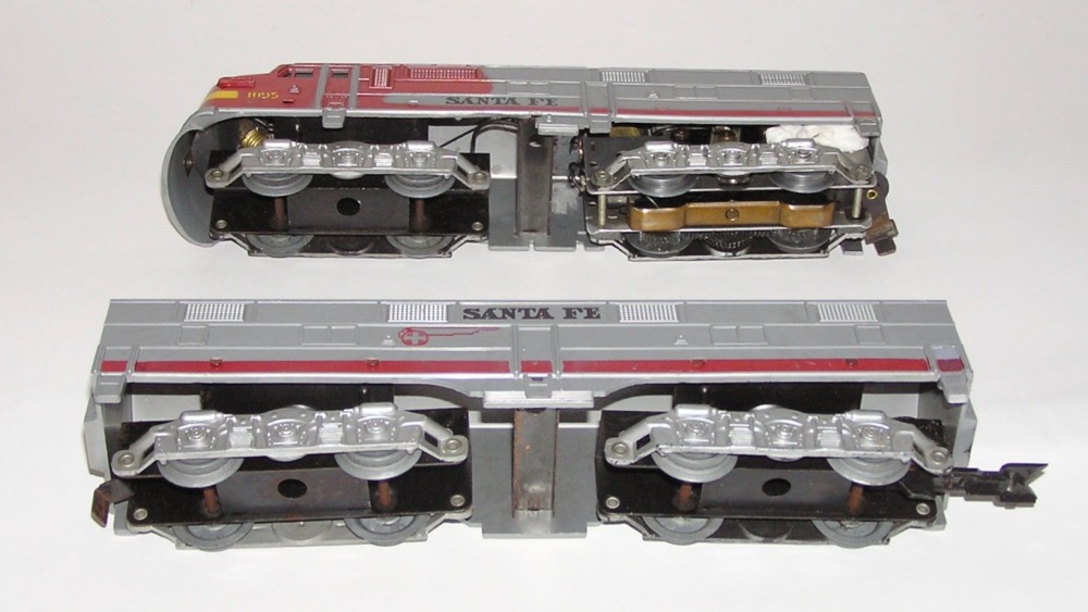 Marx Santa Fe Set # 44564 w/ 1095 Engines (5) Passengers #3197 3152