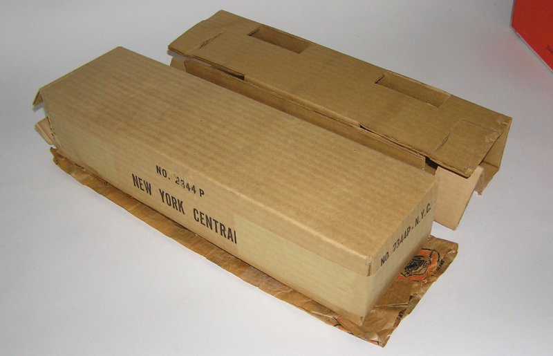 High Grade Lionel Postwar 2344 NYC F3 Diesels AA Units +BOX