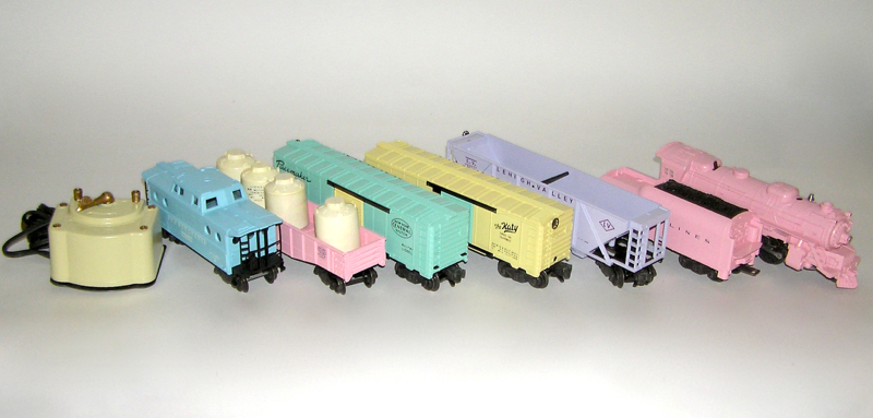 Lionel Girls Freight Train Set # 1587S, 2037-500LT 6464-510