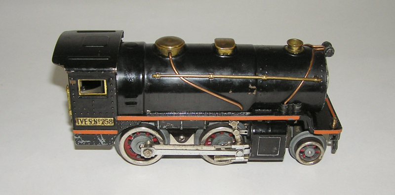 Lionel Ives Transition #258 Steam Loco w/ 258T Tender & 610 612 Cars