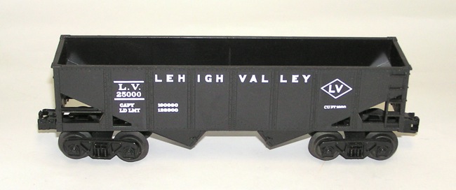 Set of (3) Lionel Postwar O gauge Freight Cars 6059, 6456, 6176
