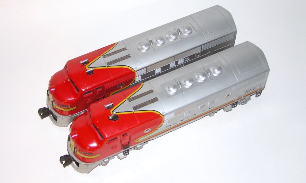 Lionel Postwar 2343 Santa Fe F3 Diesels AA Units 1952 ONLY OB