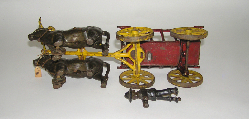 Rare Kenton Cast Iron Farm Stake Cart w/ Two Oxen Standing Driver