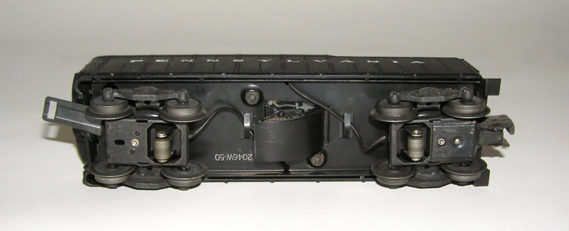 High Grade Lionel 682 Steam Locomotive w/ 2046W-50 Tender