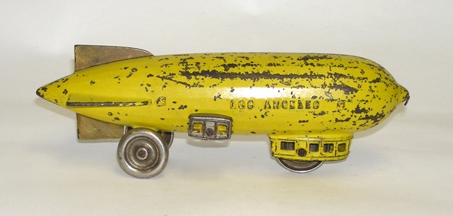 Kenton Large Cast Iron Blimp Zeppelin Los Angeles NO RE