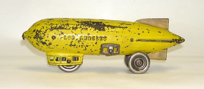 Kenton Large Cast Iron Blimp Zeppelin Los Angeles NO RE
