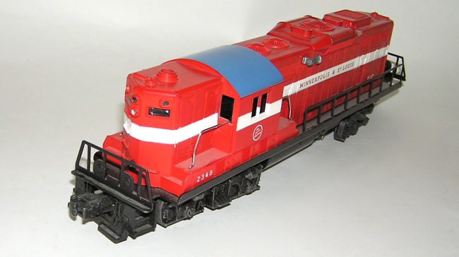 Lionel GP-9 # 2348 Minneapolis & St Louis Diesel Engine + BOX NO RESERVE